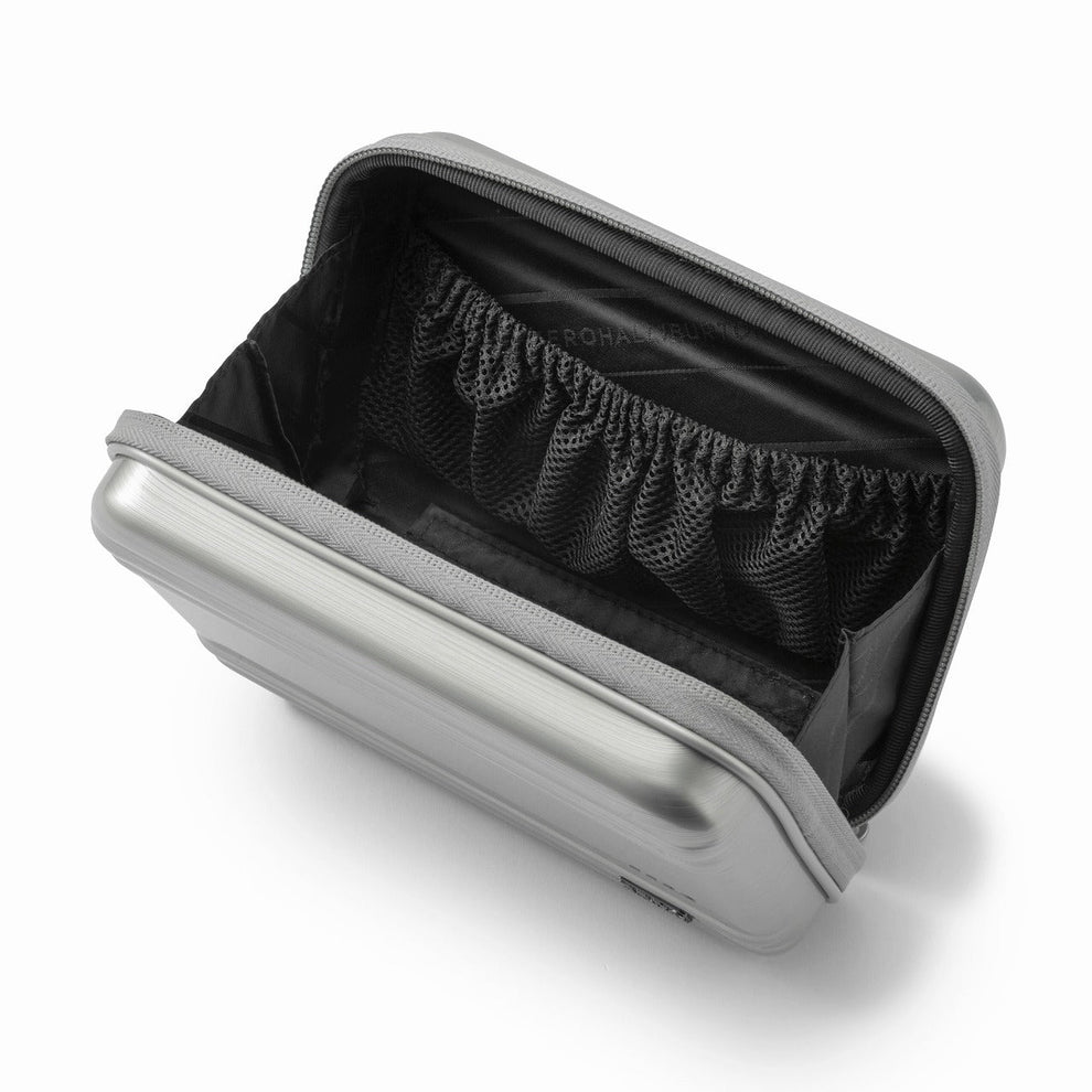 Accessories | Compact Cube Amenity Case – Zero Halliburton